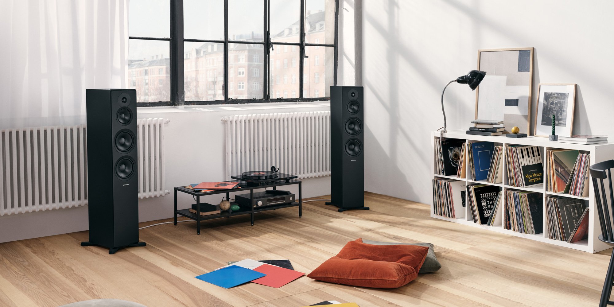 Emit | Your way into true high-end Danish hi-fi