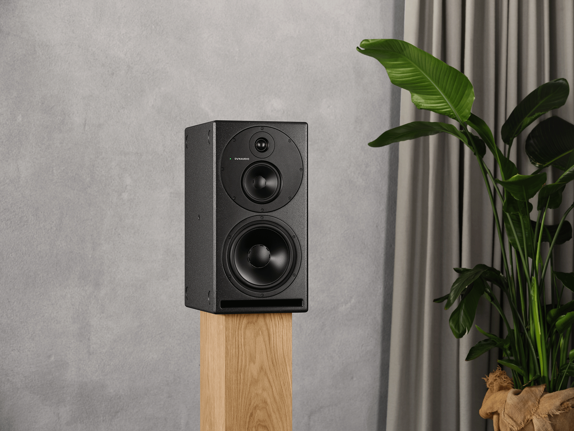 Core | Professional audio | Professional reference monitors